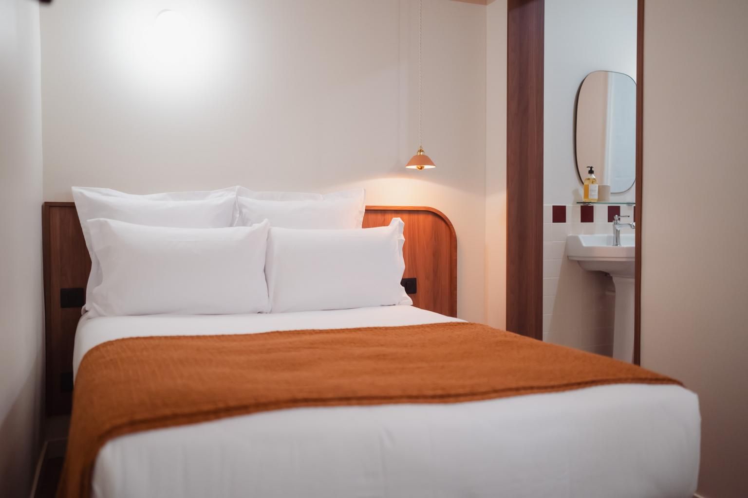 Lala Hôtel - Our rooms - 17th arrondissement of Paris